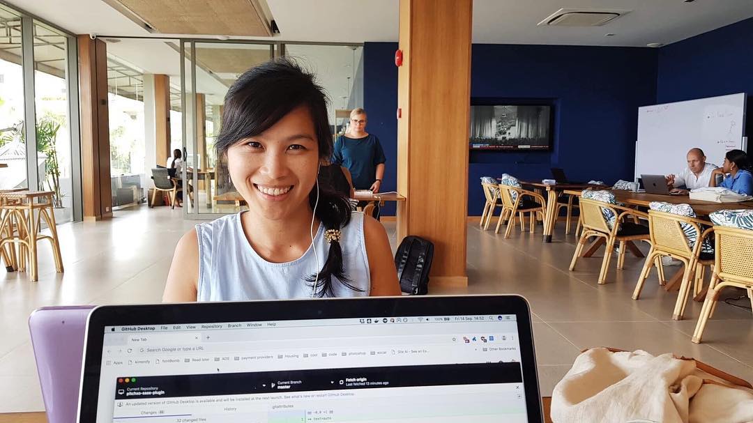 Back to work #datanerd #datagirl - Girl on Samui