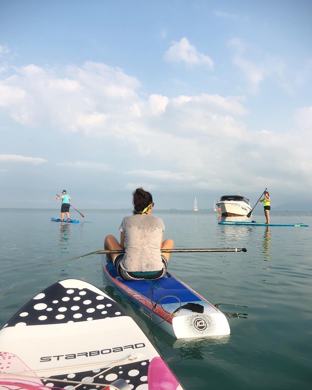 Morning SUP with friends and secret SUP ladies’ group - Girl on Samui